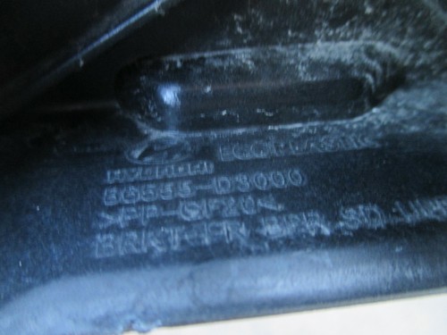 HYUNDAI OEM 16-18 Tucson Front Bumper Grille Lower Bracket Left 86555 ...