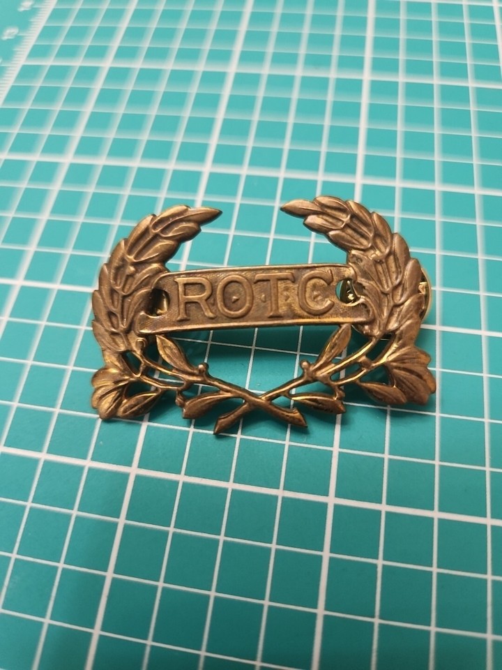 Authentic US Army ROTC Reserve Officers Training Corps Hat Cap Badge ...