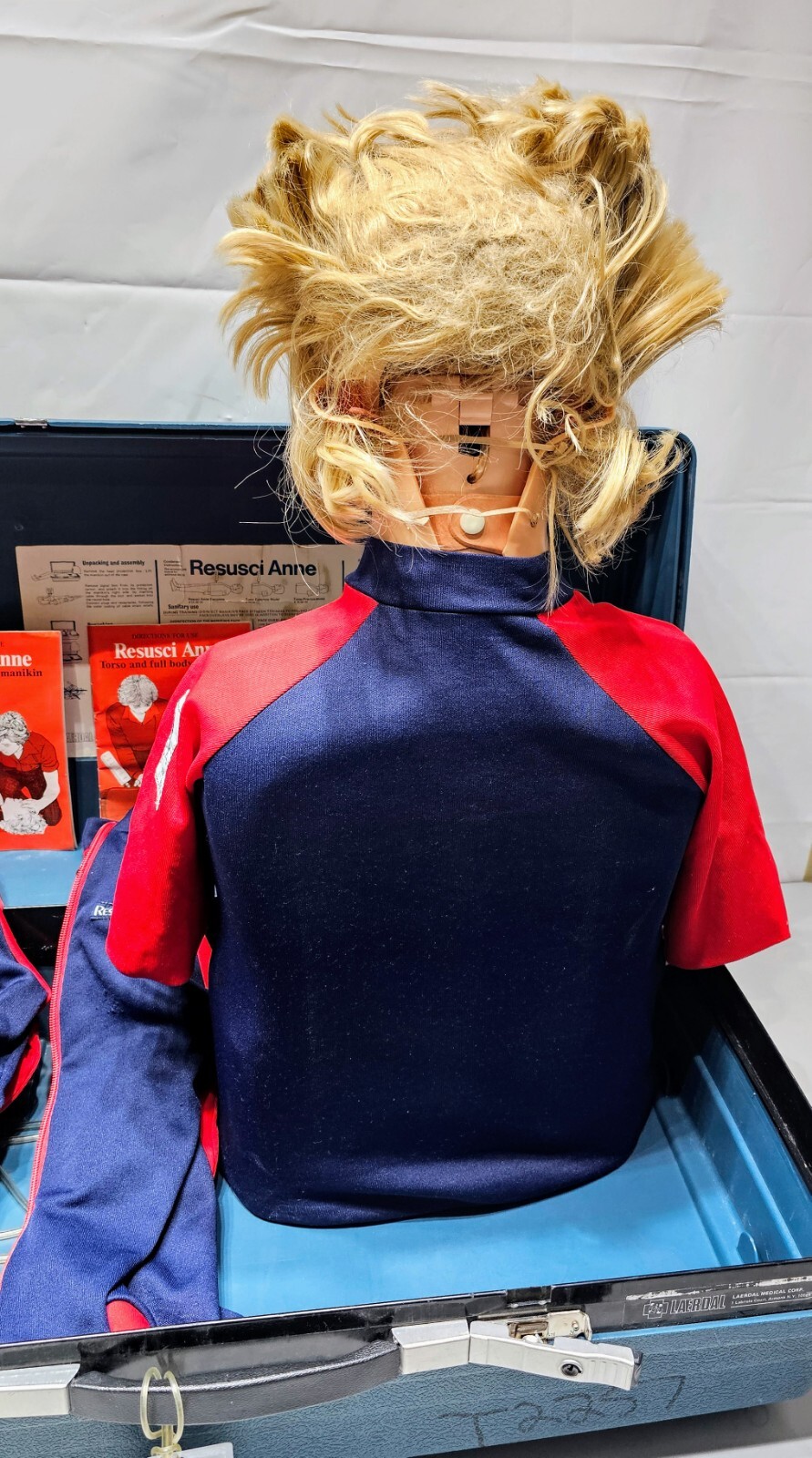 Laerdal Resusci Anne Torso Adult CPR Trainer Manikin w/ Case, Manual | eBay