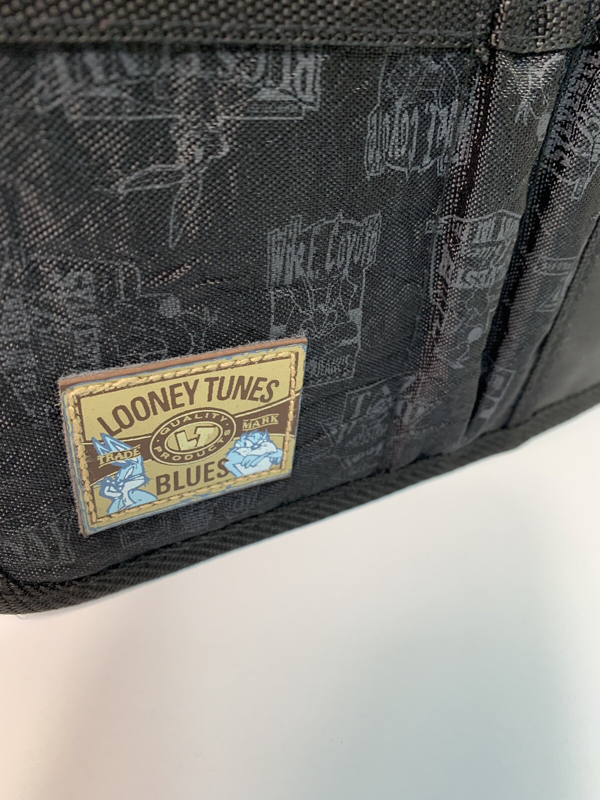 Vintage Stuart Hall Looney Tunes Binder 90's Bugs Tweety Sylvester Taz ...