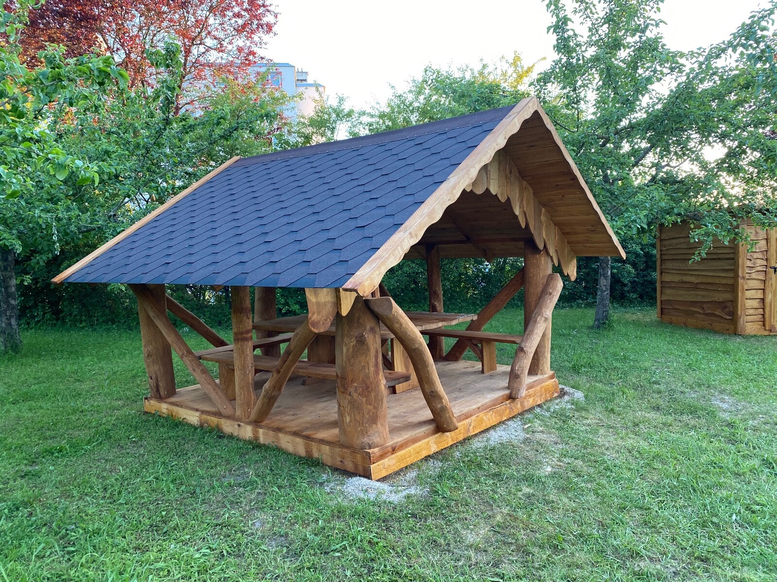 Log Gazebo,Bespoke,Tree Trunk,Hot Tub Shelter,Handmade Pavilion,Wooden ...