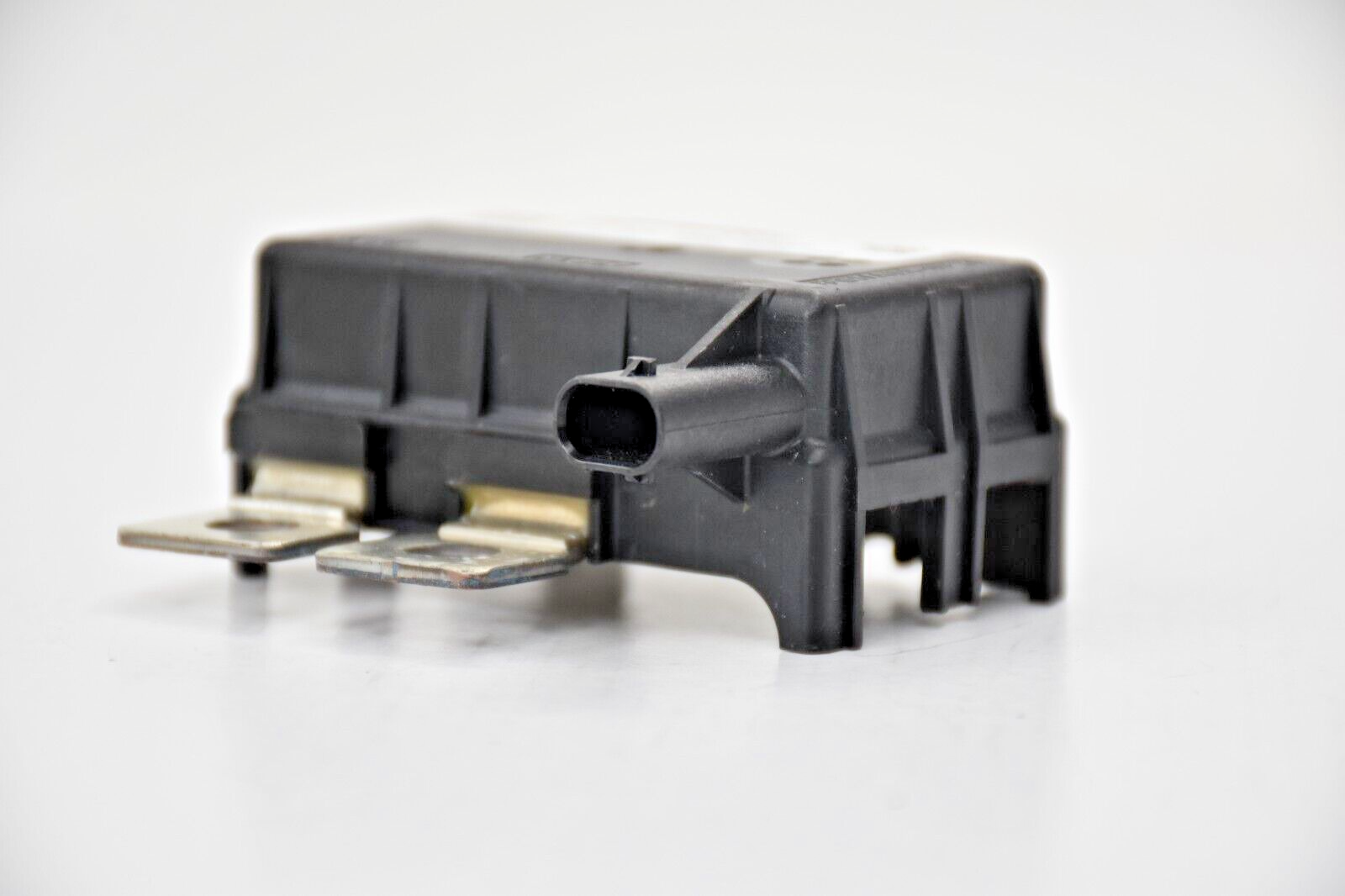 Mercedes-Benz C Class W204 Battery Voltage Module Relay Fuse ...