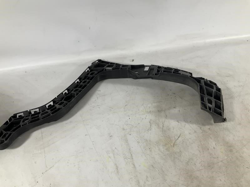 21 2021 VOLKSWAGEN ATLAS SE 3.6 FWD AT Rear Right Bumper Cover Bracket ...