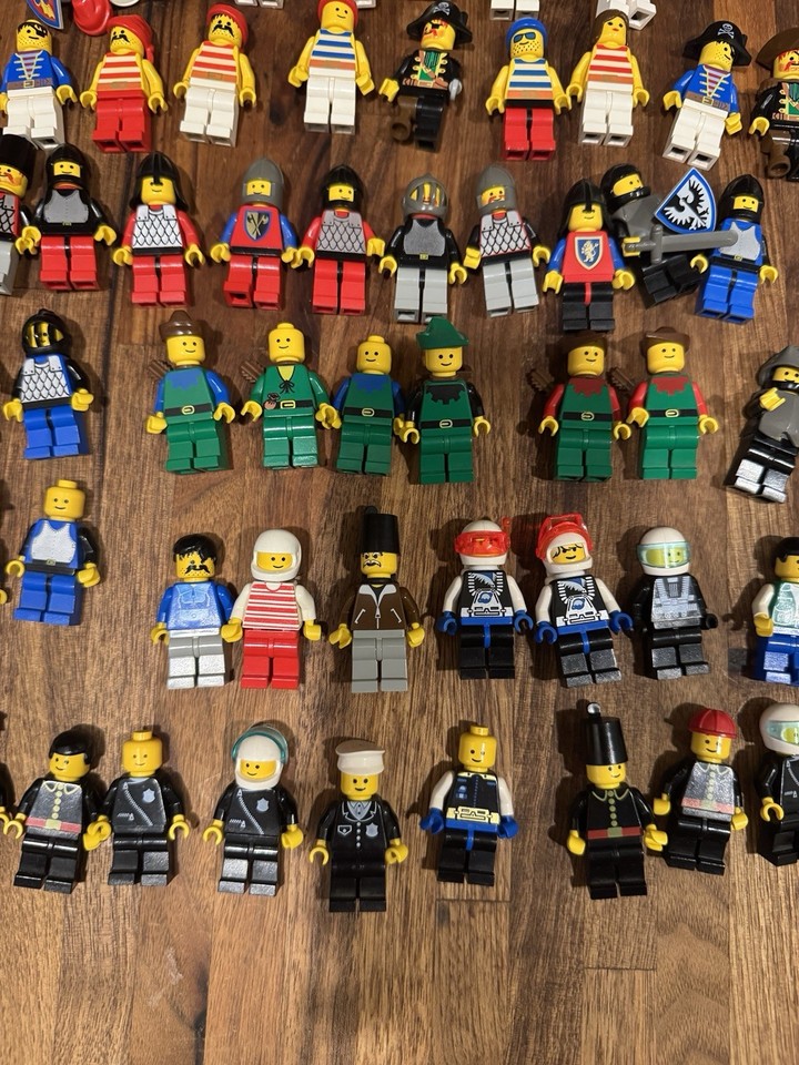 Vintage Lego Minifigures Collection Lot Pirates Castle Knights Space ...