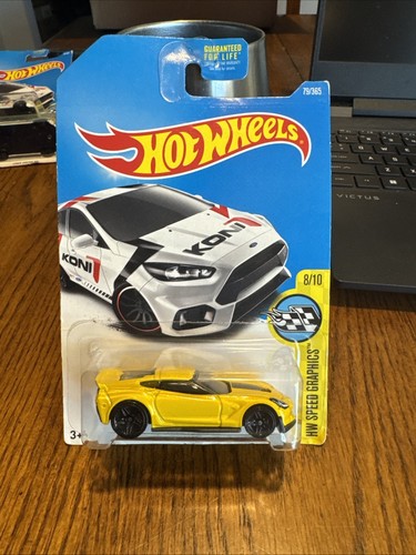 Hot Wheels ERROR Wrong car In The Blister FORD Focus RS C7 Zo6 CORVETTE RARE | eBay