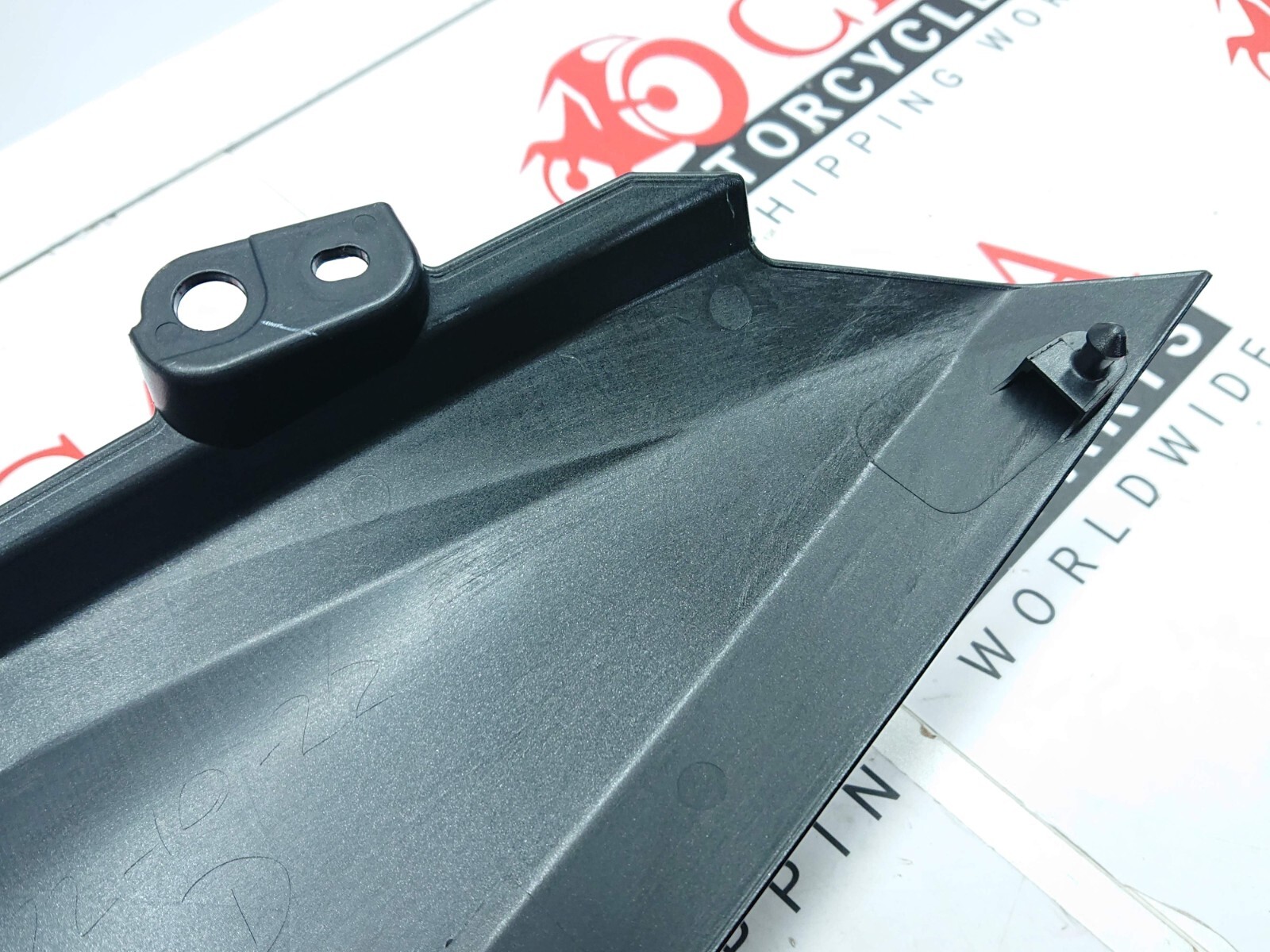 KAWASAKI EX400 (NINJA) 22-23 Right Lower Side Cowling (M.C. Gray) 55028 ...