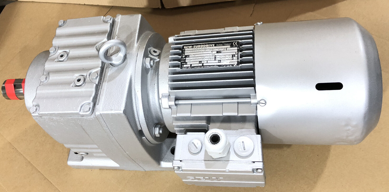 SEW Eurodrive 1.1kW 3-Phase Electric Motor Brake Gearbox Straight Drive ...