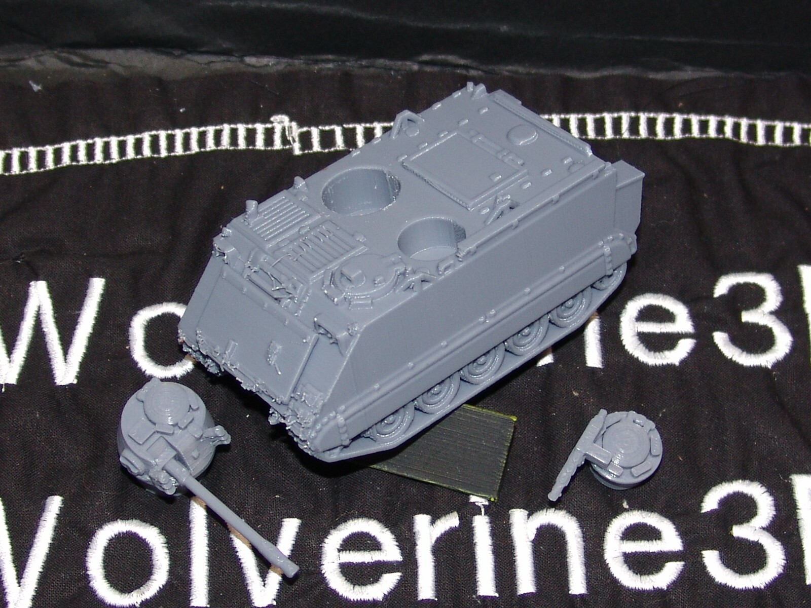 Flames Of War Norwegian NM135 Infantry Fighting Vehicle 1/100 15mm FREE ...