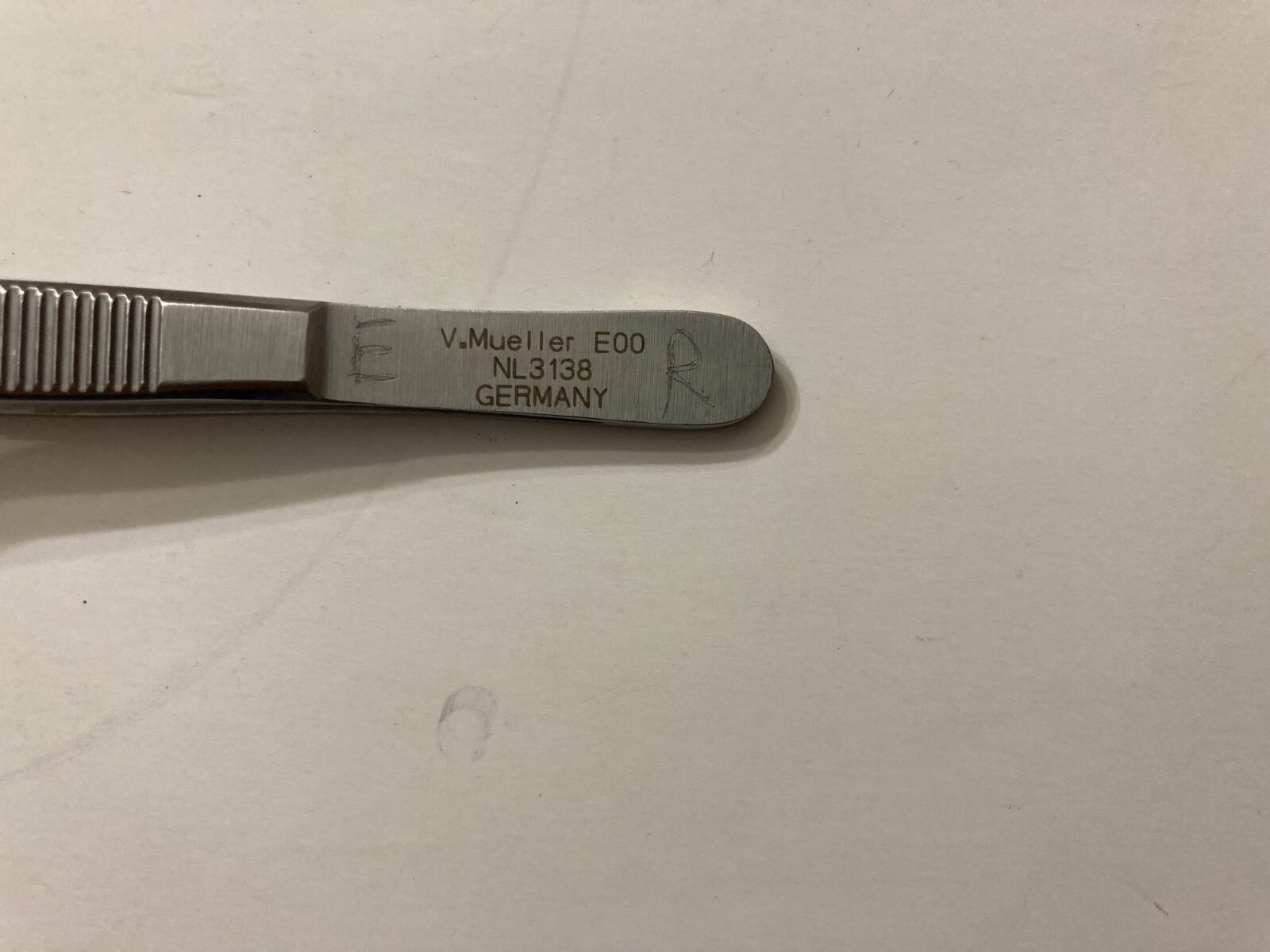 V. Mueller Yasargil Bayonet Smooth Jaw Forceps Tissue Grasping ...