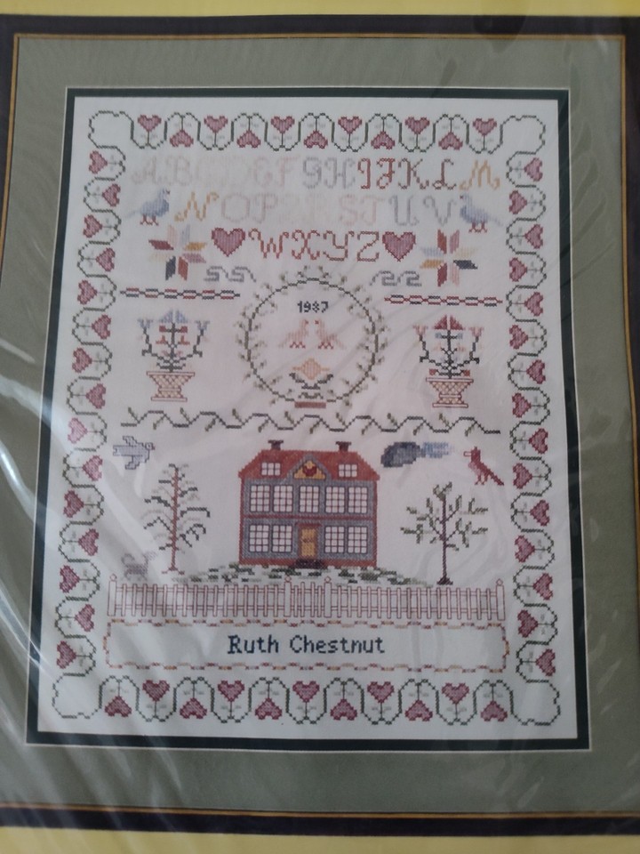 NIP NEEDLES ‘N HOOPS “HEIRLOOM SAMPLER” Stamped Cross Stitch Kit #250 ...
