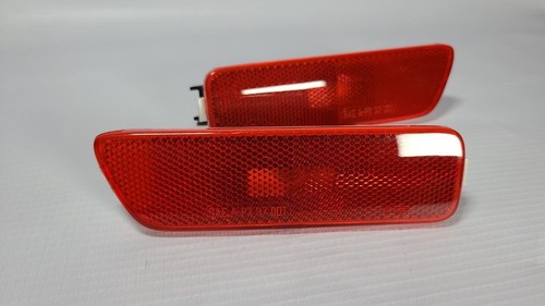 New genuine OEM VW pair (L+R) red bumper markers MK4 jetta golf gti gli ...