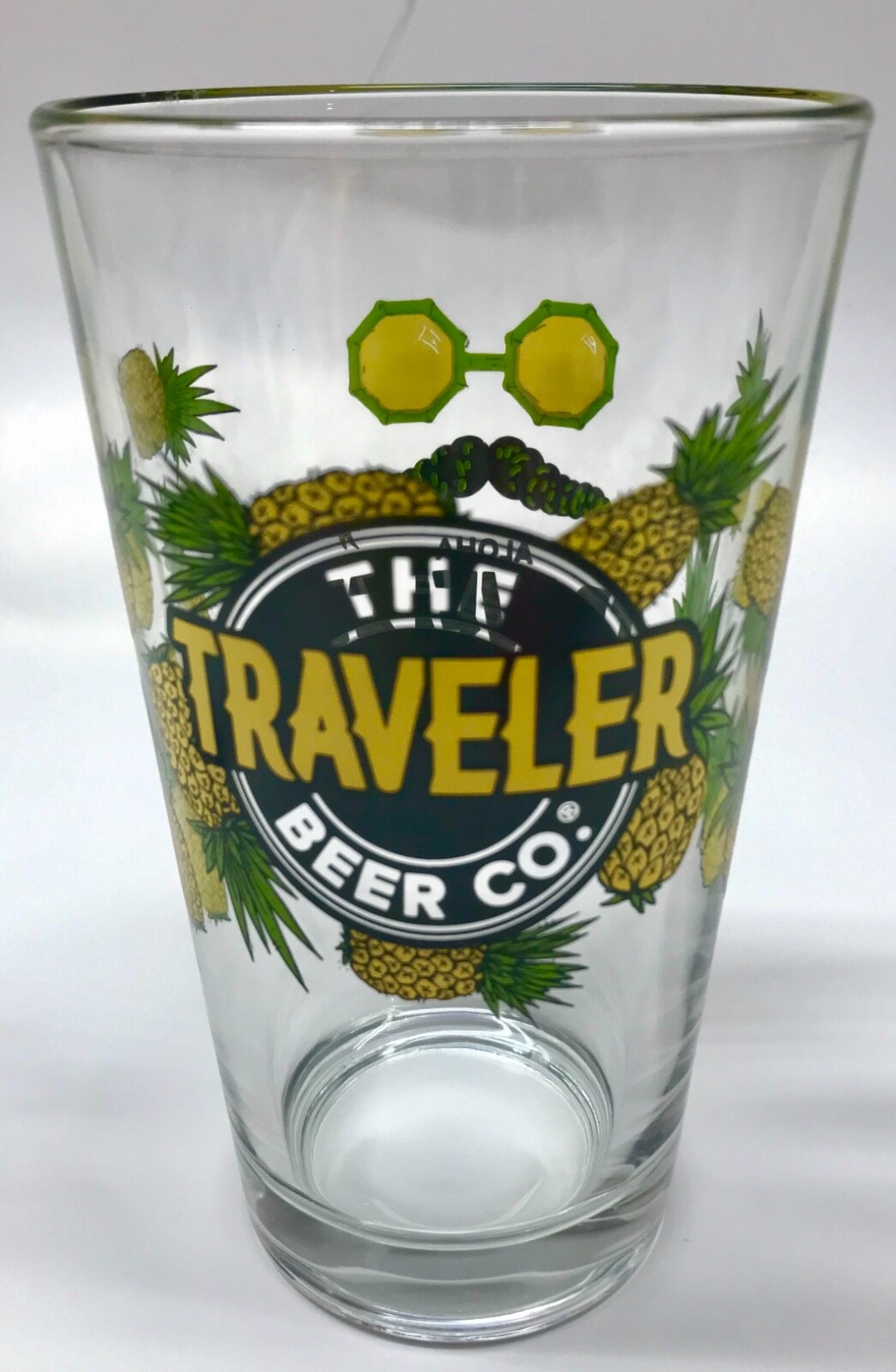Traveler Beer Aloha Pineapple Shandy 🍍 -16 Oz Pint Glass - Set of Two ...