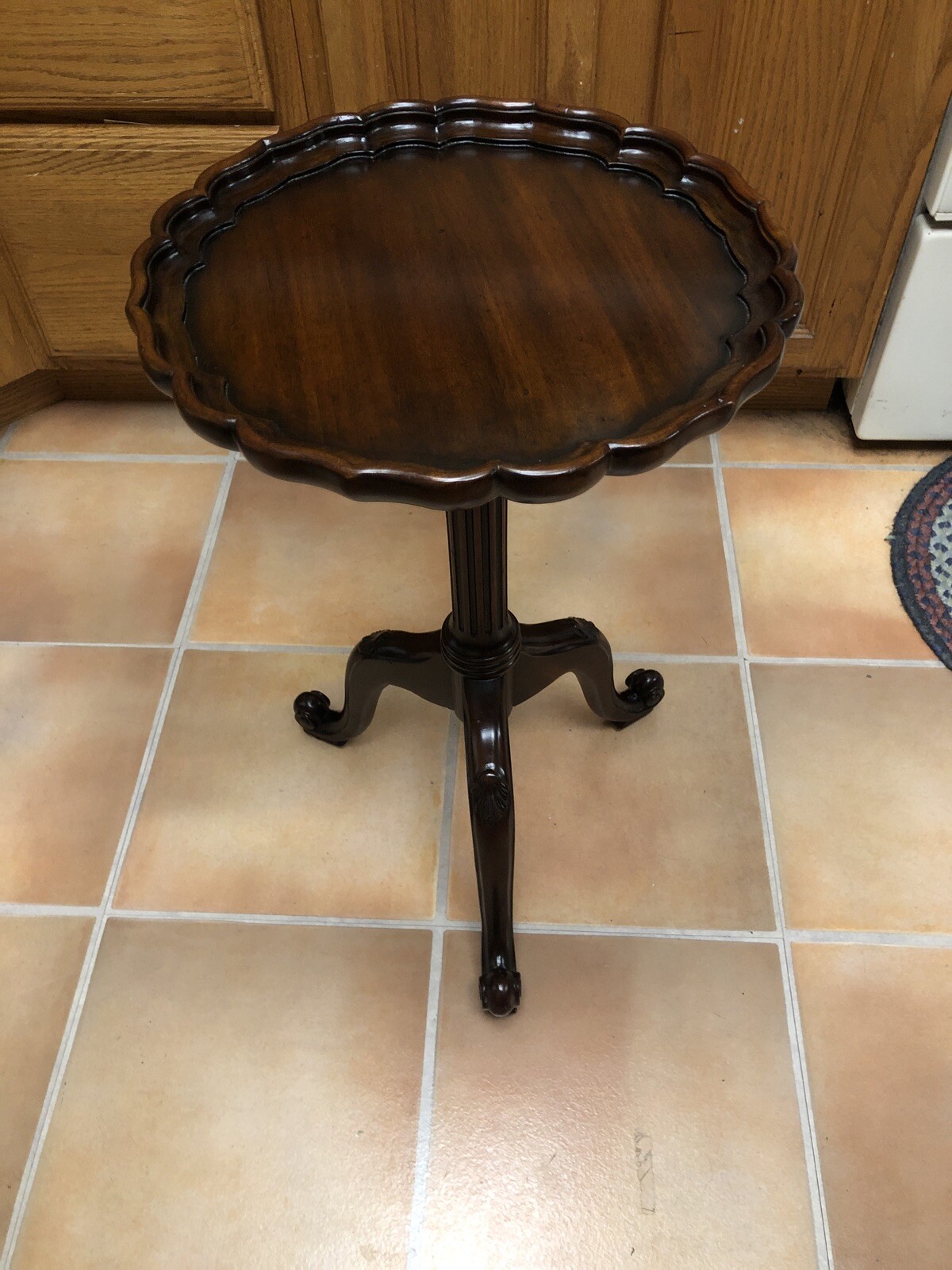 THEODORE ALEXANDER Table 5000-245 Marquetry Kettle Occasional Wine Pie ...