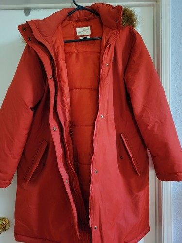 Women's Coat by Universal Thread - Water resistant - Fur Hood - Red ...