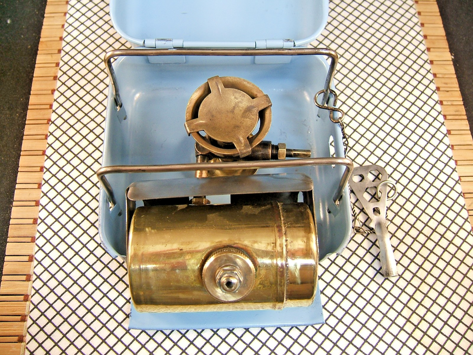 OPTIMUS 8R SWEDEN MADE WHITE GASOLINE SINGLE BURNER BACKPACKING COOKING ...