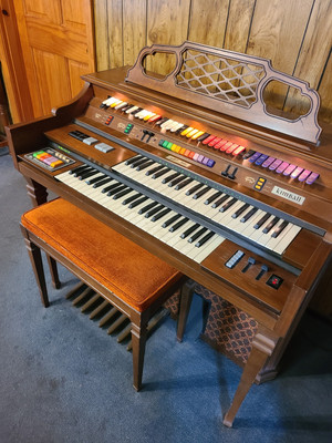 KIMBALL SYNTHETIC SWINGER ORGAN WITH BENCH IN GREAT SHAPE! (LOCAL ...