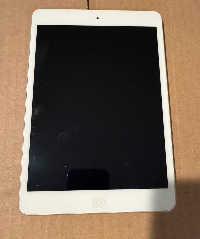 Apple iPad Mini 1st Gen A1432 Wi-Fi 16GB White – iOS 9.3.5 – Tested ...