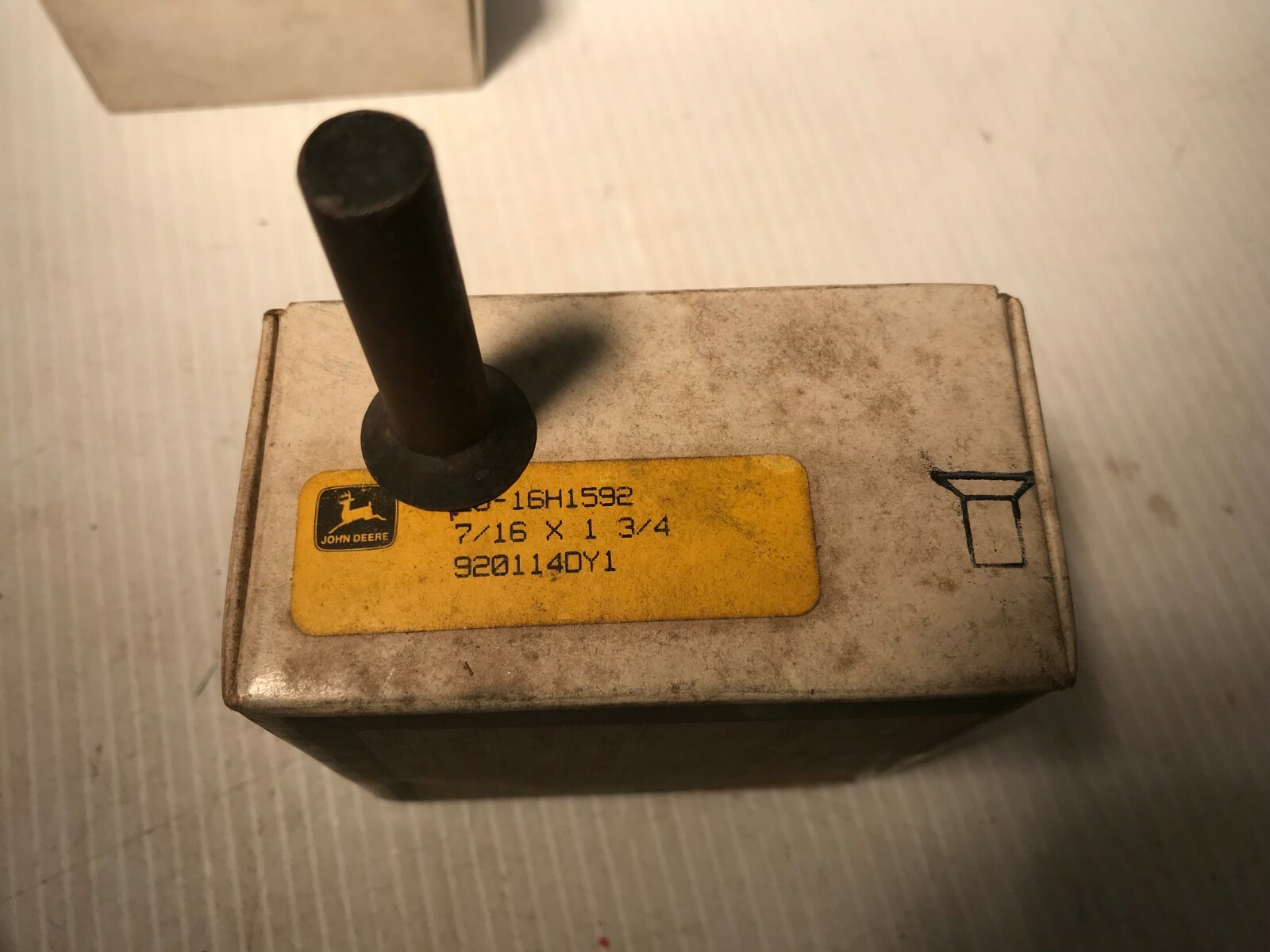 16H1592 GENUINE John Deere RIVET QTY of 4 Rivets Replaces 16H1831 | eBay