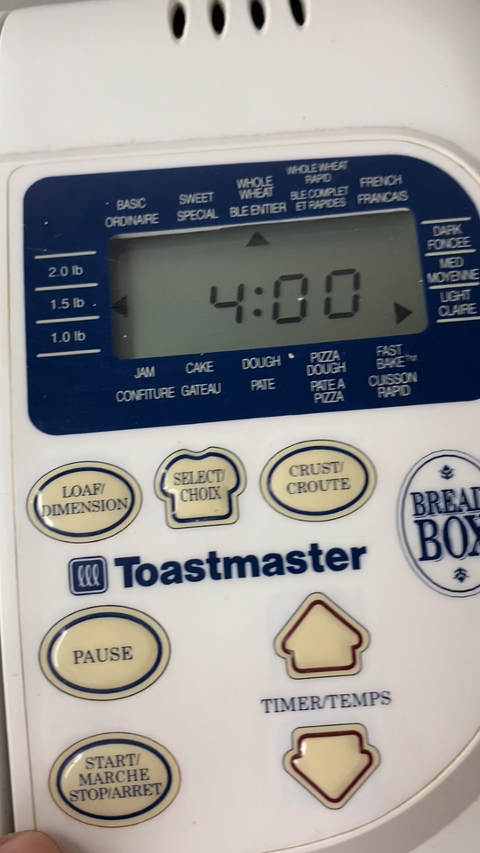 Toastmaster Bread Box Automatic Bread Maker 2 Lb Model 1142 With Recipe ...