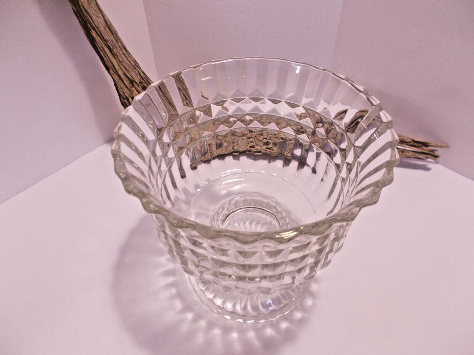 Vintage 1986 FTDA Diamond Pattern Clear Footed Glass Vase 5.5 Inch Tall ...