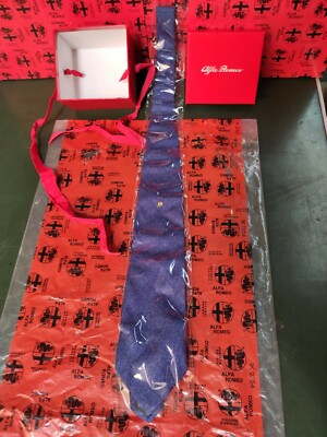 Cravatta originale Alfa Romeo Quadrifoglio 65% cashmere 35% seta Neck ...