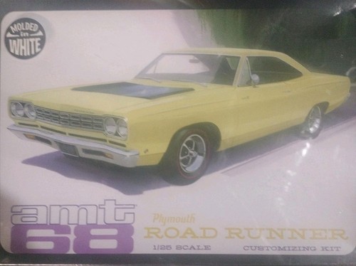 AMT 1/25 scale '68 Plymouth Road Runner Model Kit Factory Sealed | eBay
