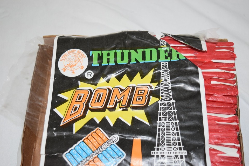 Vintage Firecracker Brick Label Thunder Bomb Large complete pack ...