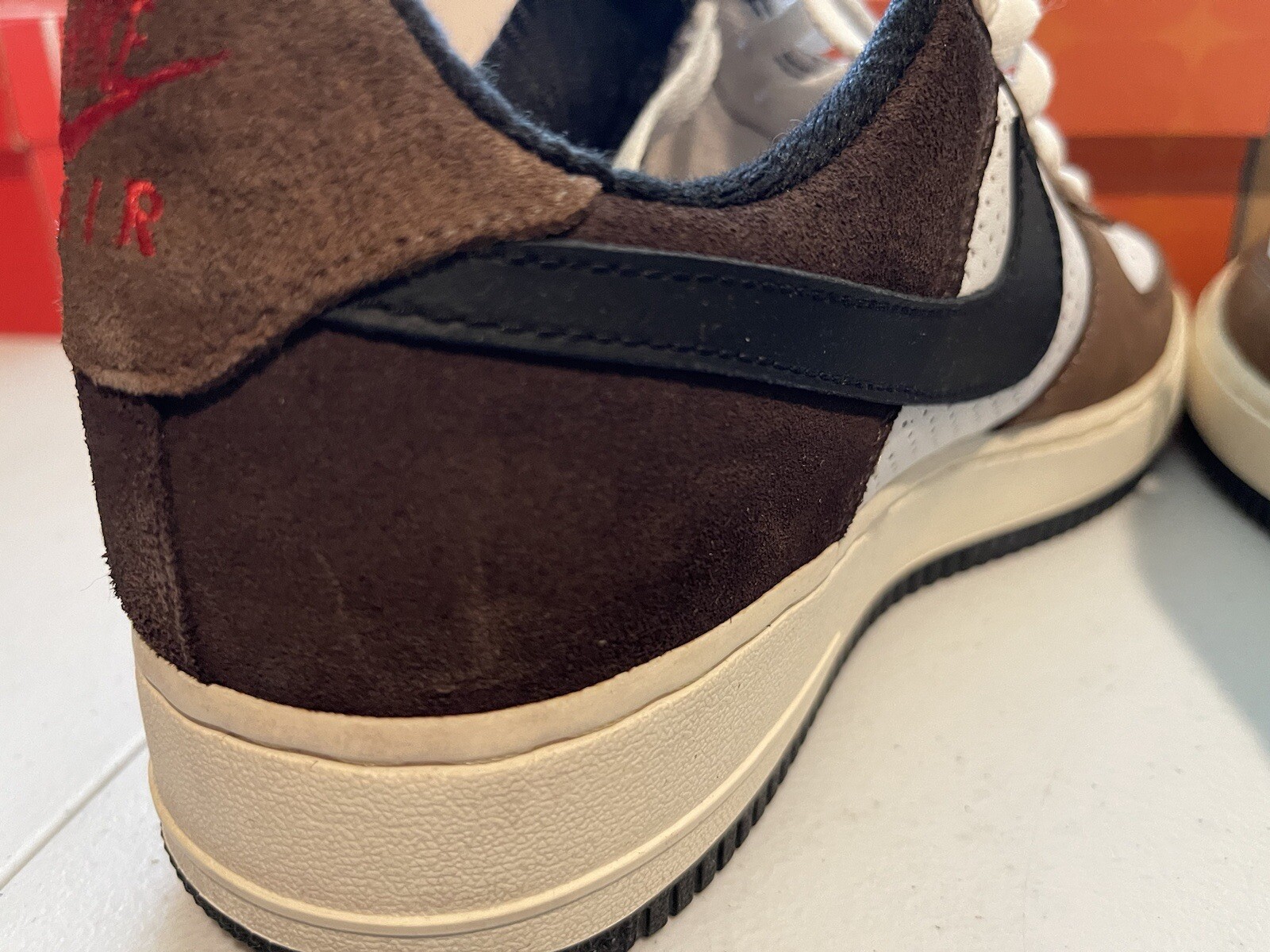 Nike Air Force 1 Escape Premium Travis 2005 - size 9.5 - Gem