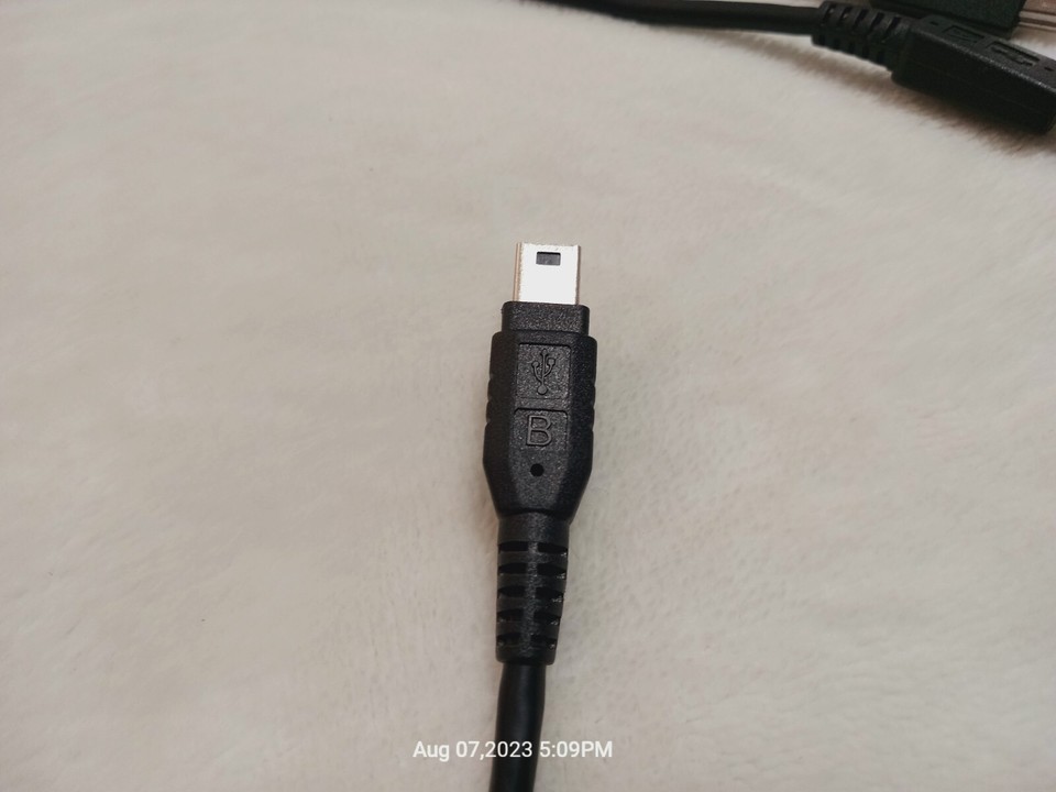 AWB E101344 USB Mini-B to USB Mini-A Male-to-Male Plugs | 15.0" | Black ...