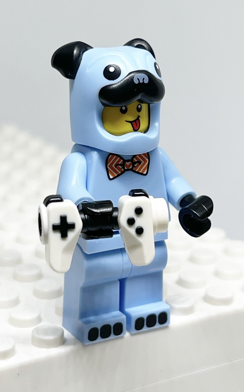 Lego Minifigure Blue Boy Pug BAM Dog Puppy Gamer Theme Minifigures ...