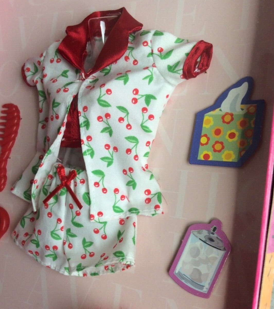 Barbie Fashion Avenue Metro Soho Scene Accessories 2001 Mattel for sale ...