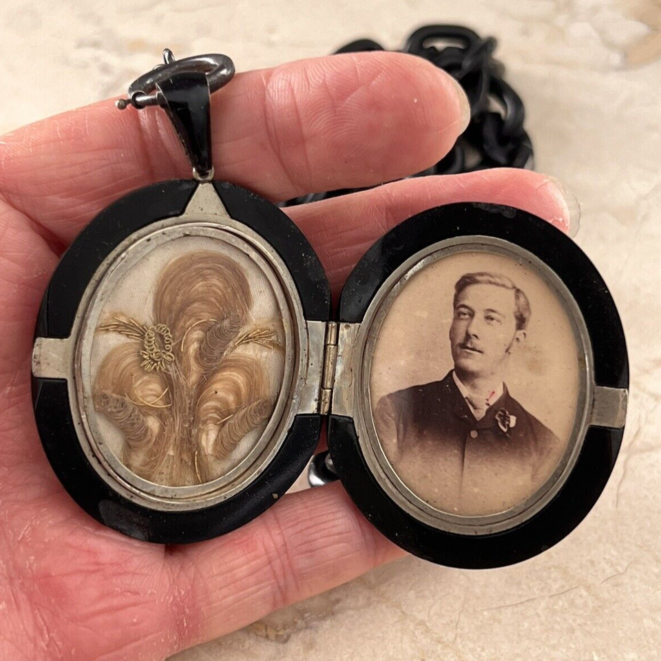 Victorian Whitby Jet Mourning Locket Photo Hair & Black Link Chain ...