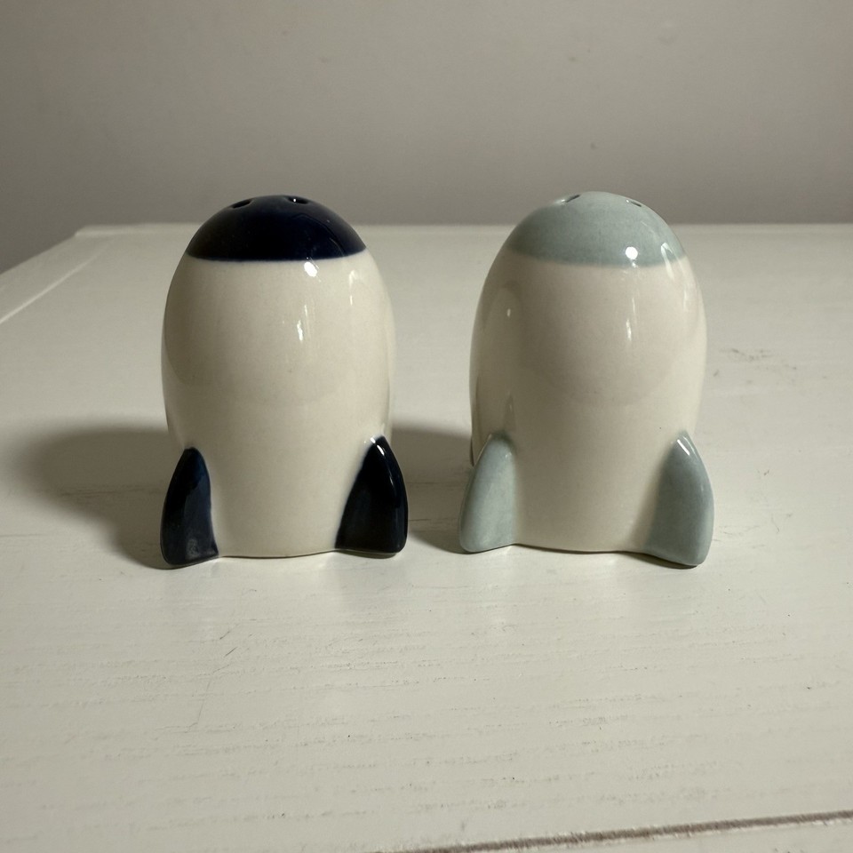 Cracker Barrel Salt and Pepper Shakers ~ Rocket Ships Spaceships ...