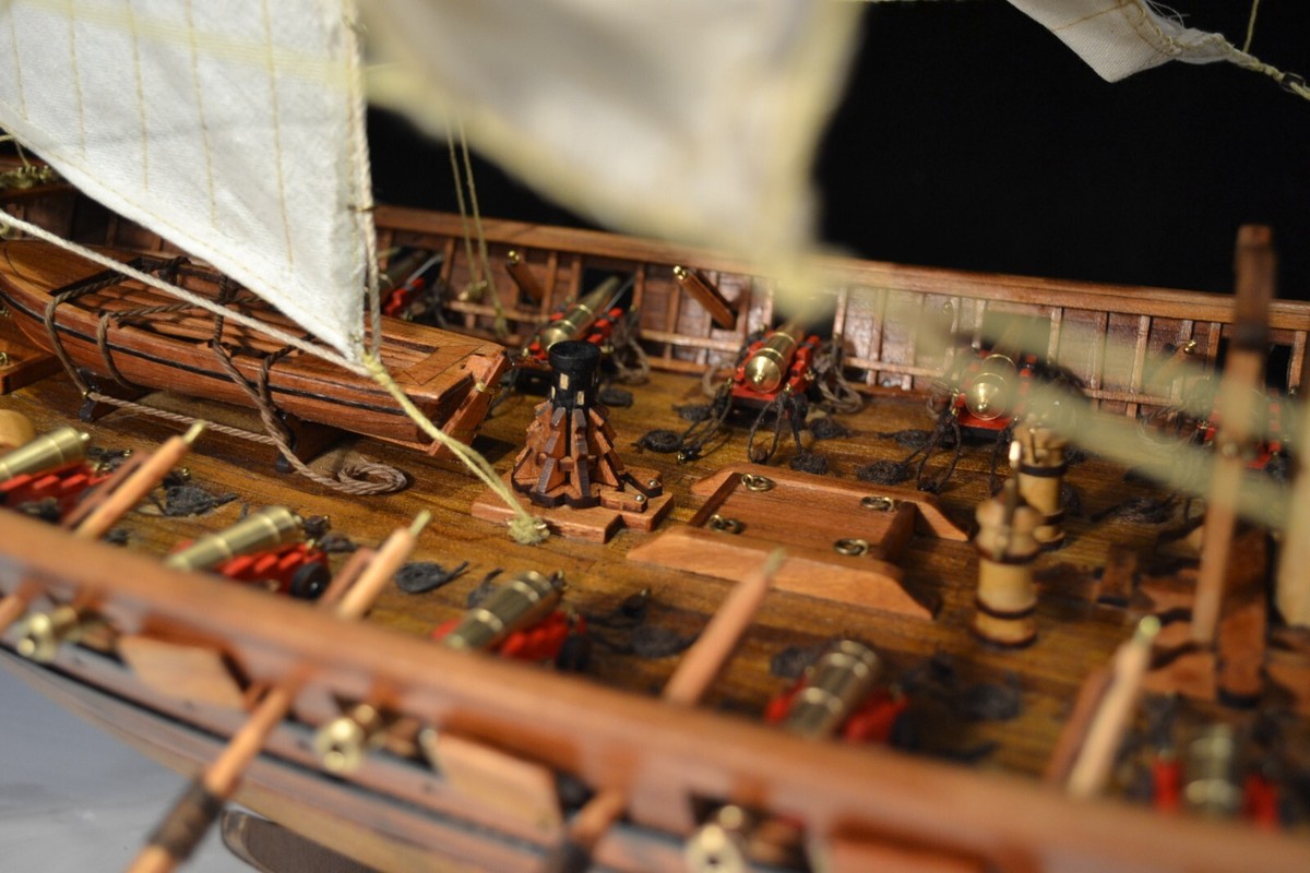 Xebec Model Ship France 1750 Bernard FROLICH Le Requin