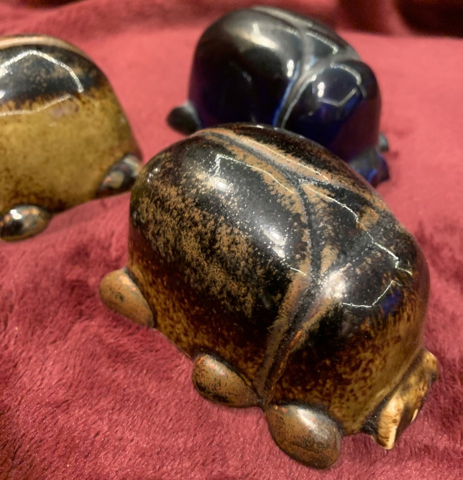Vintage ARABIA FINLAND POTTERY Beetle Scarab Figurines MCM 1960s Taisto ...