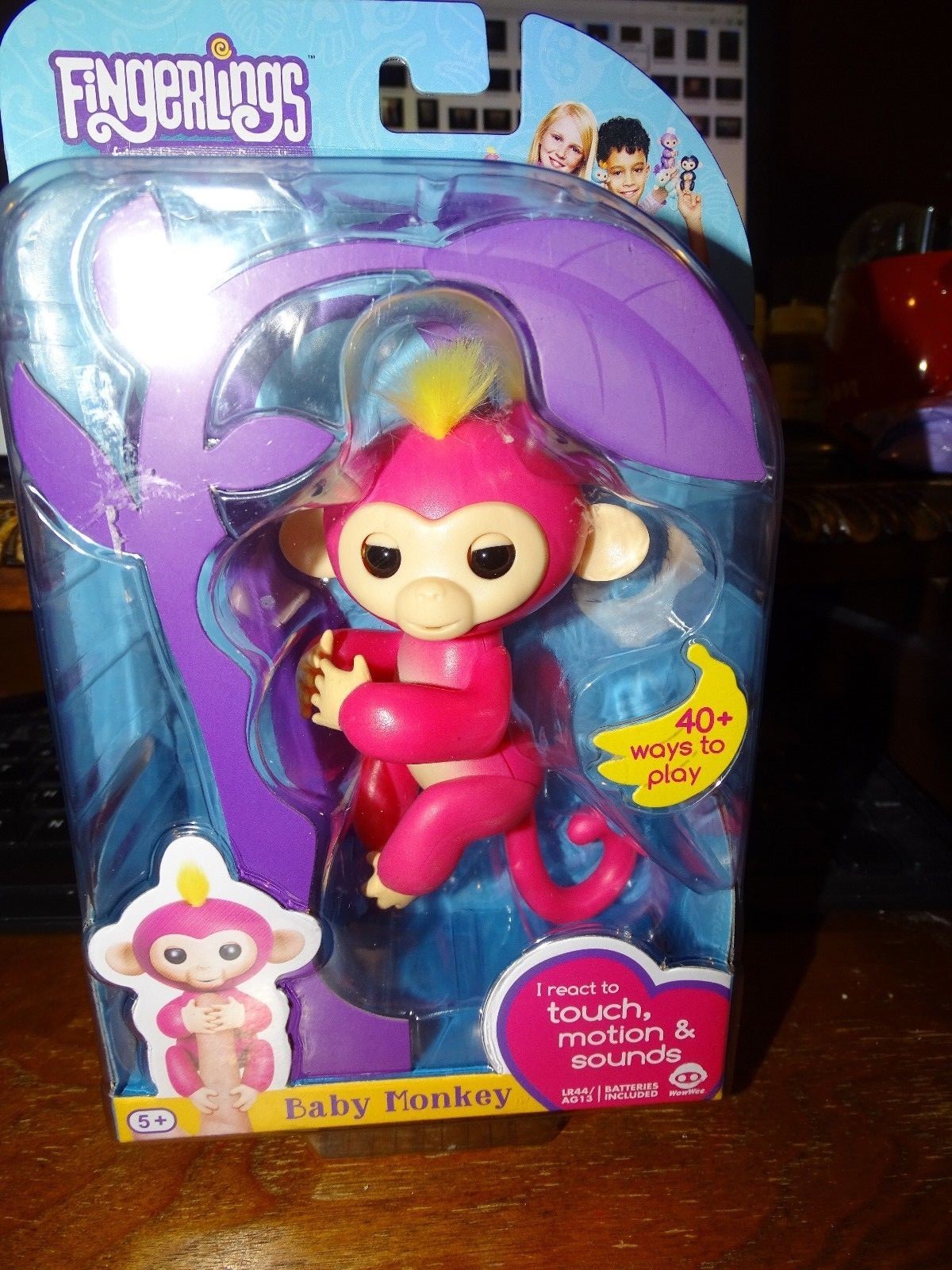 WowWee Fingerlings Monkey Bella Pink Monkey & Stand Authentic NIB ...