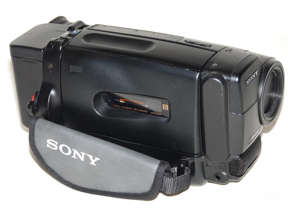 Sony CCD-TR66 8mm Video8 camera Camcorder VCR Player Video Transfer | eBay