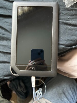 barnes and noble nook tablet FOR PARTS does not charge charger included ...