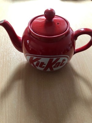 Vintage 1980's Red & White KIt Kat logo Small 2 cup Ceramic Teapot ...