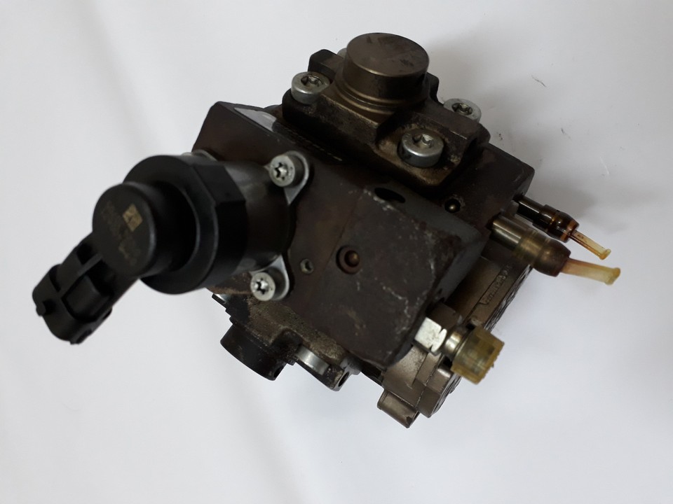 Diesel Injection pump For Nissan Patrol ZD30 0445010136 / 16700MA70C | eBay