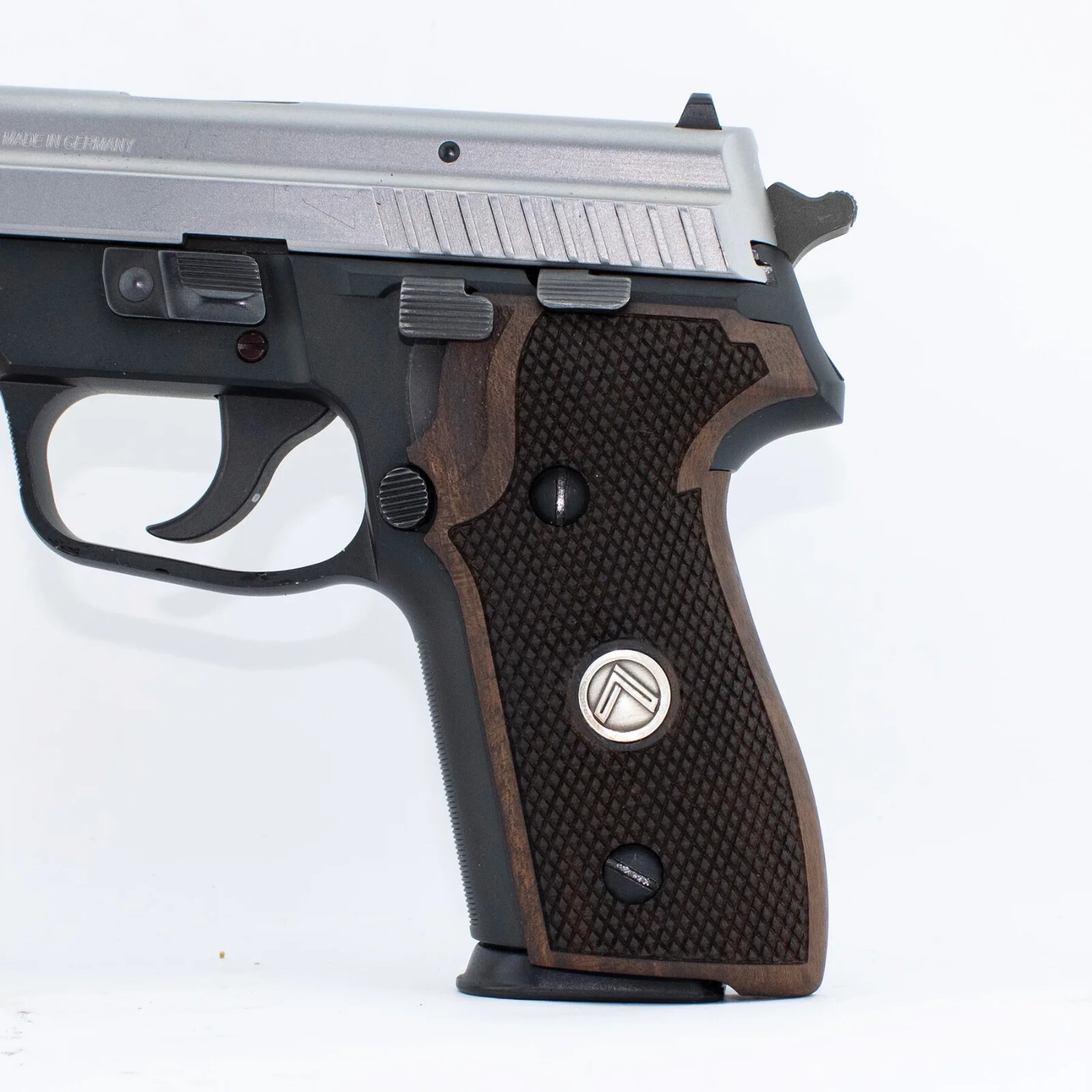 NEW SIG P228 P229 Pistol GRIP METAL LOGO GRIP TURKISH WALNUT WOOD NICE ...