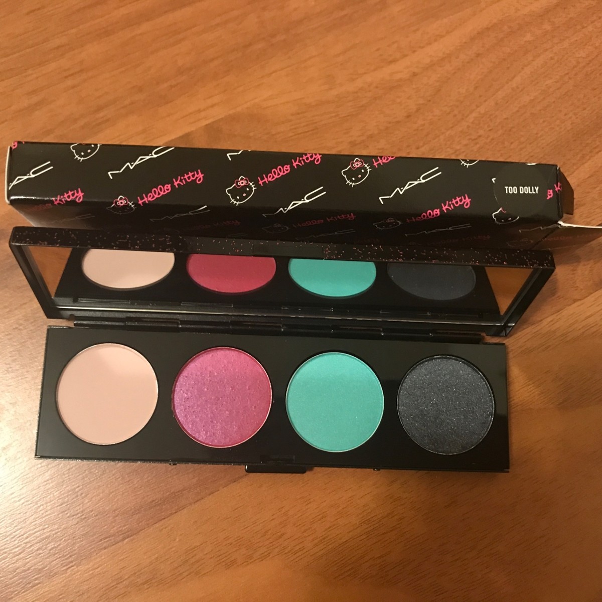 Hello Kitty Mac Palette