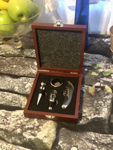 4 Piece Wine Accessories Kit In Wood Style Box 25$ Value Men Women ...