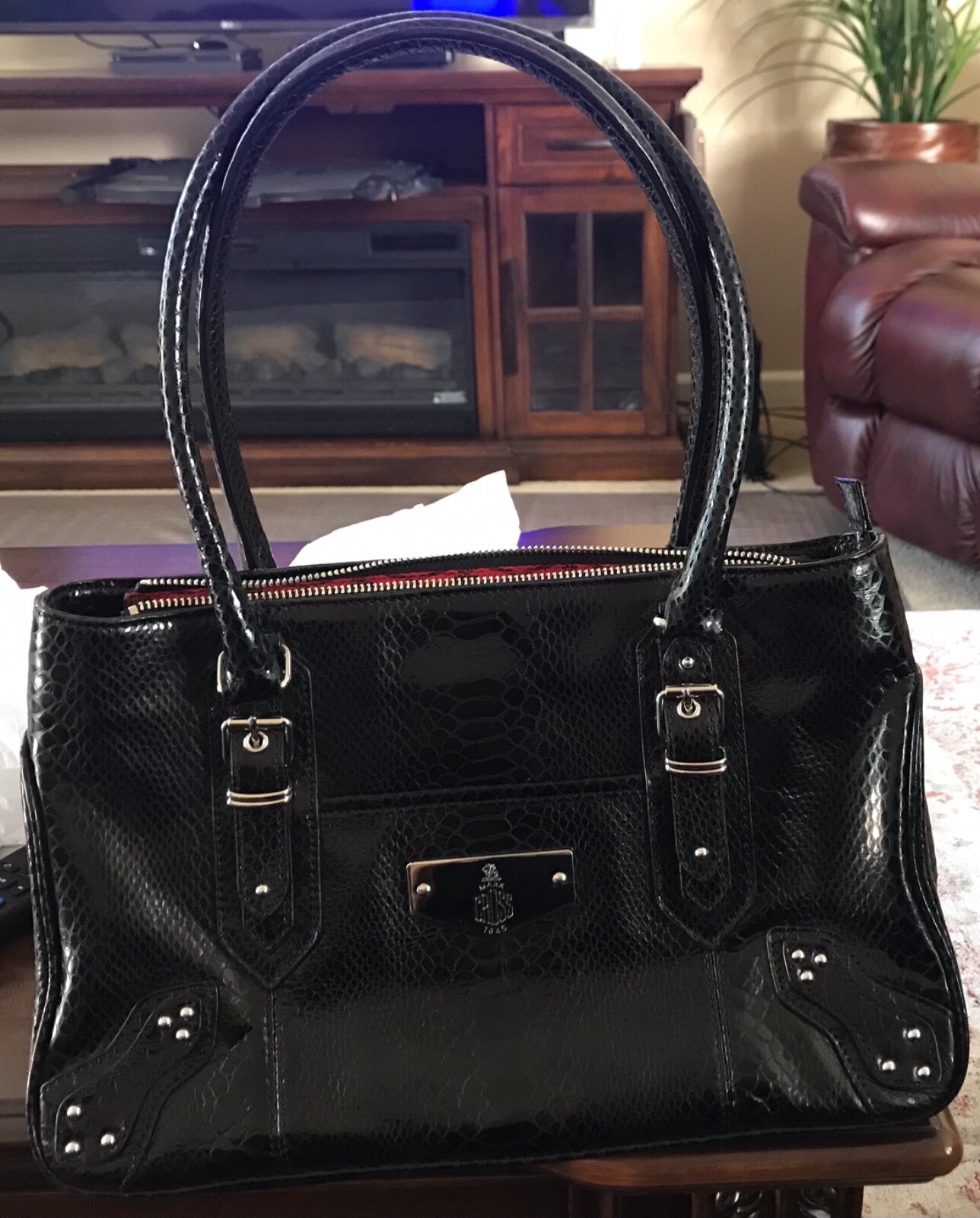 vintage mark cross Leather handbag gently used - Gem