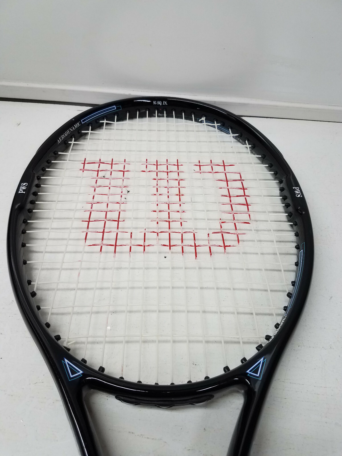 Wilson Sting 95 SQ in. High Beam Series Tennis Racket W Cover ...