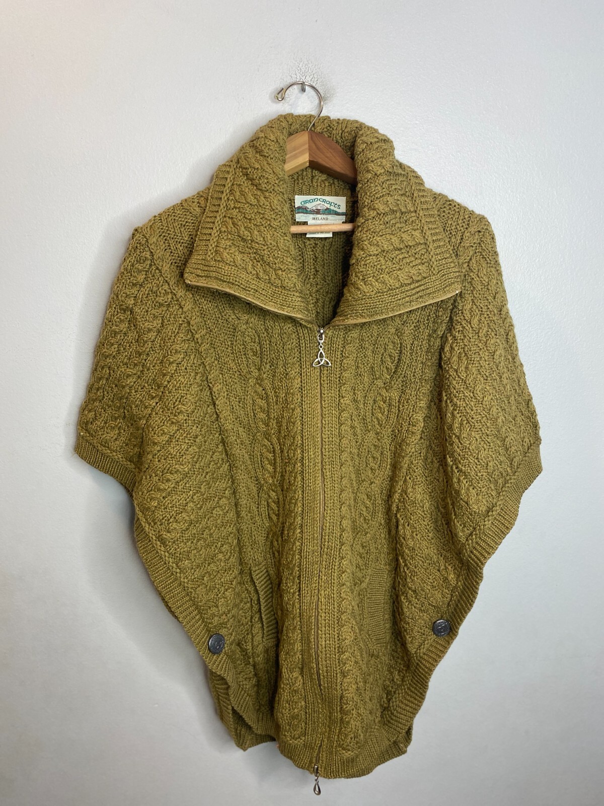 Aran Craft Merino Wool Zip Front Cape Cable Knit Swea… - Gem