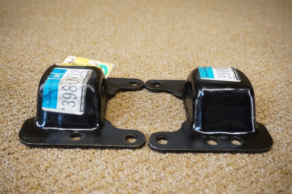NOS GM 69 70 Chevelle SS 454 LS6 396 L78 LH RH Motor Mount Frame Stand ...