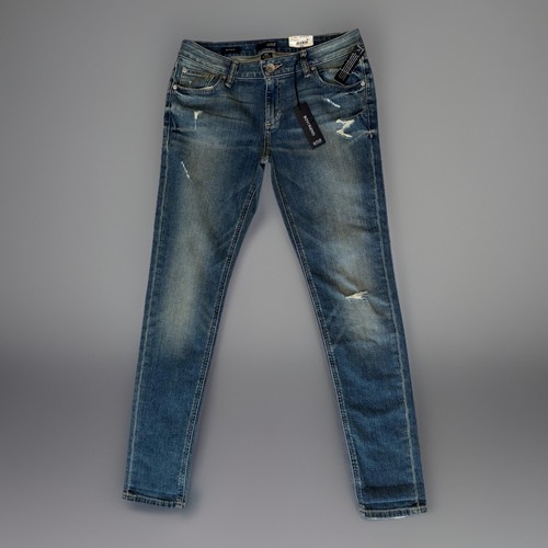 NWT Boyfriend Skinny Distressed Denim Jeans Womens Size 28/6 | eBay