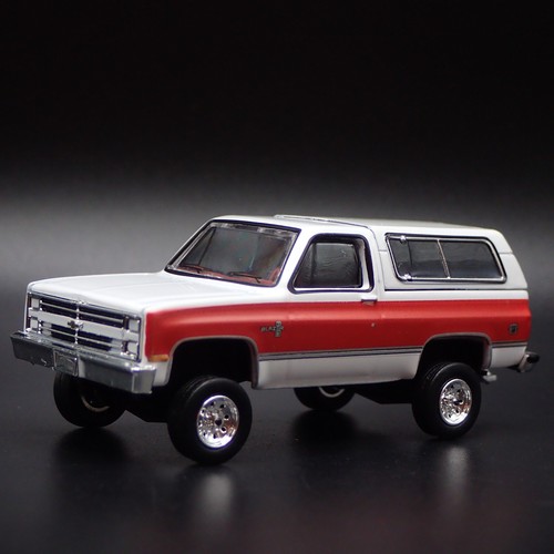1984 84 CHEVY CHEVROLET K5 BLAZER SQUAREBODY HITCH 1:64 SCALE DIECAST ...