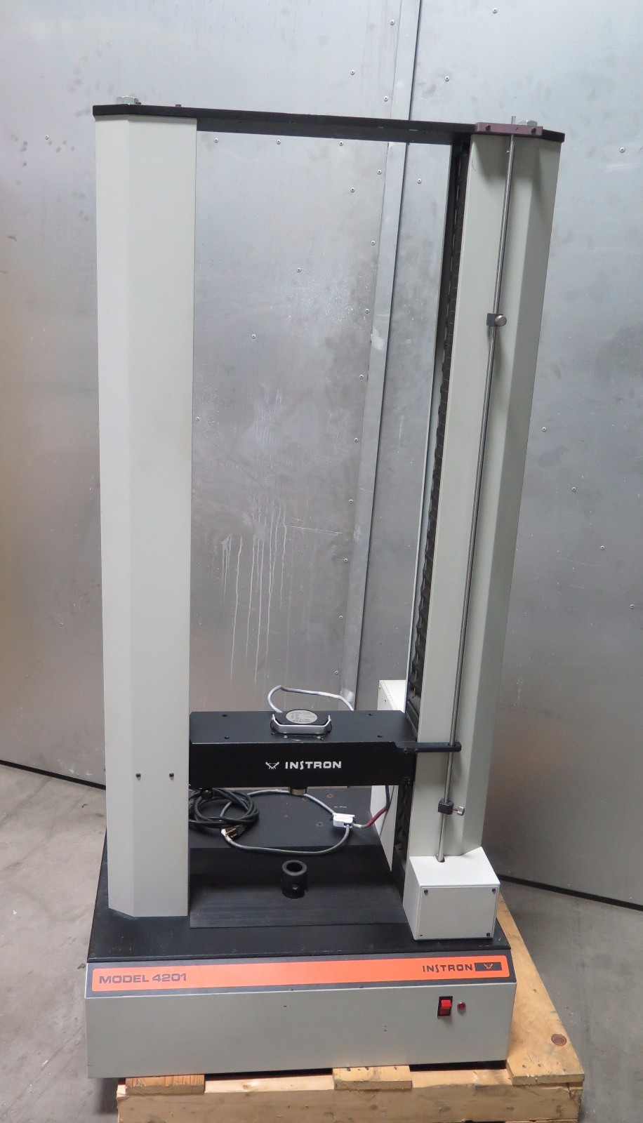 Instron 4201 Tensile Strength Tester No Controller | eBay